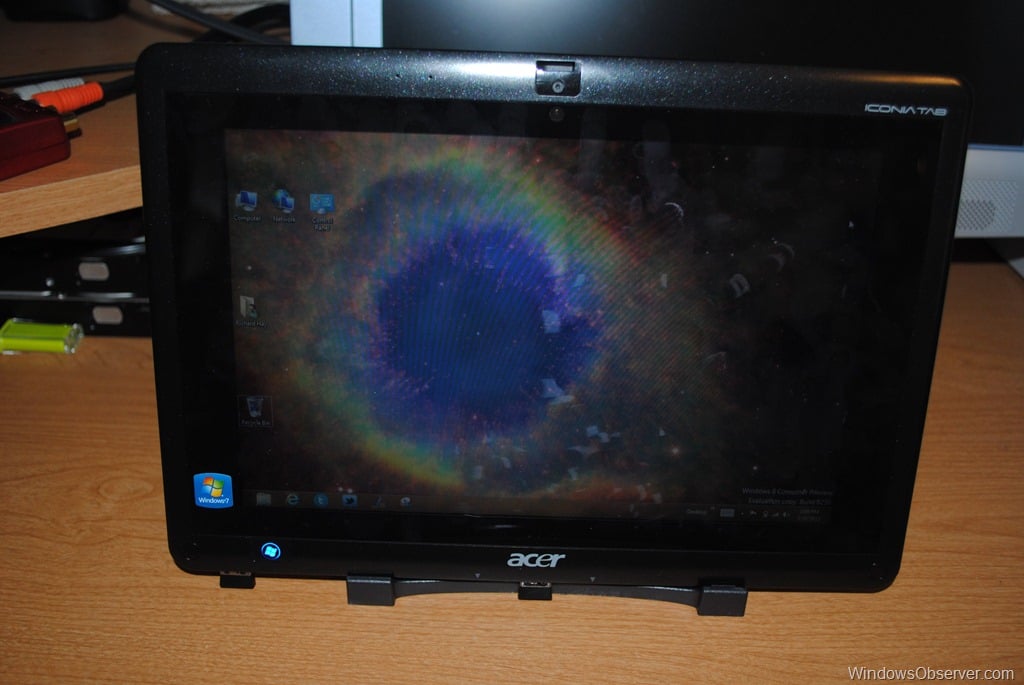 Physical Desktop Mode with a Windows 8 Tablet: The Perfect Stand ...