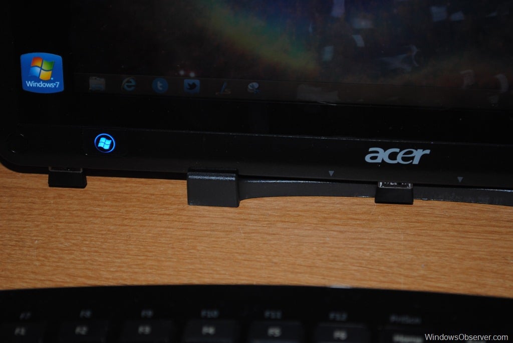 Physical Desktop Mode with a Windows 8 Tablet: The Perfect Stand ...