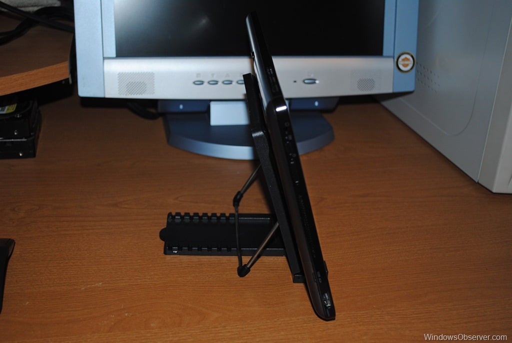 Physical Desktop Mode with a Windows 8 Tablet: The Perfect Stand ...